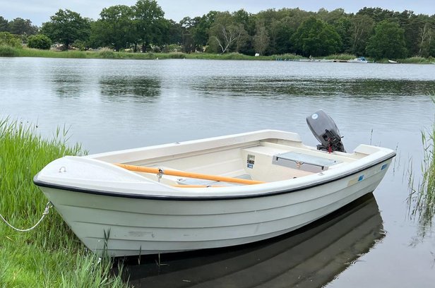 Crescent 434 (åror + vagn) – stabil och mångs - såld eller borttagen