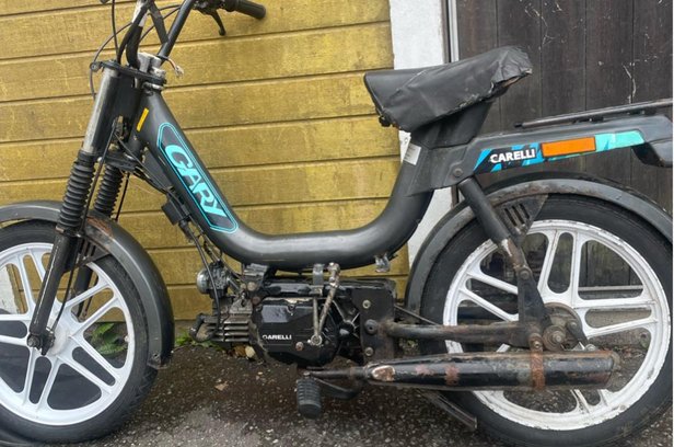 Moppe säljes i Upplands Väsby | Blocket - såld eller borttagen