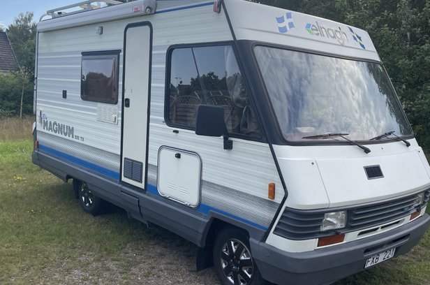 Elnagh Blue” Magnum 1989 säljes i Markaryd | - såld eller borttagen