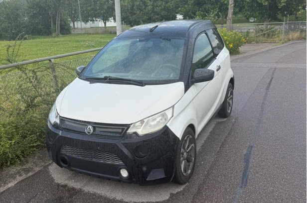 Mopedbil Aixam Crossline SUV 2017 säljes i Linköping | Blocket