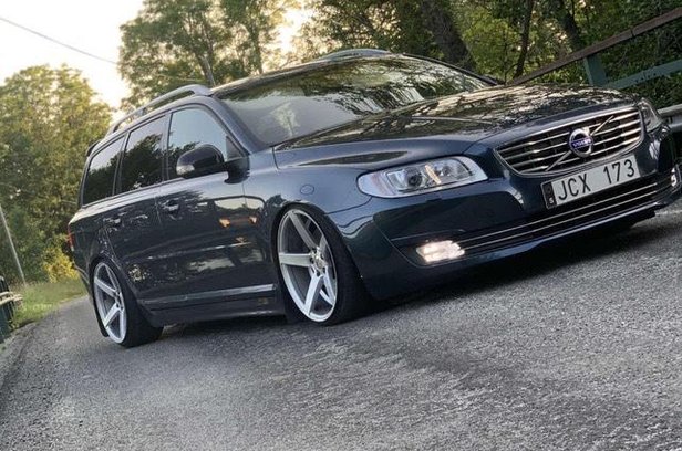 Volvo V70 Fas A traktor Man/2.4D-09 säljes i - såld eller borttagen