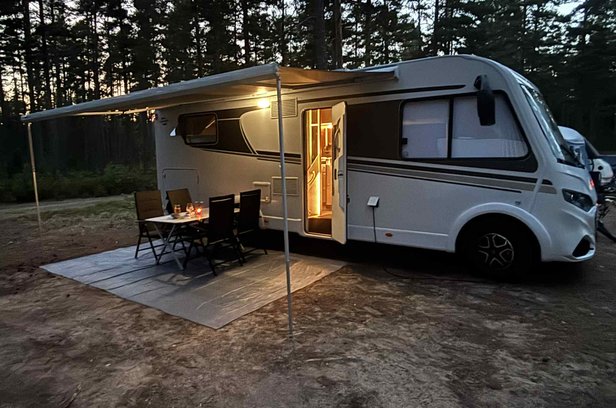 Hyr stor husbil B-kort, mycket bra skick! säljes i Örebro | Blocket