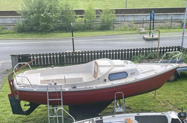 Marieholm MS20, med Volvo Penta MD1 samt båtvagga. säljes i Österåker ...