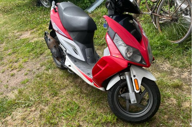 Sym Eu moppe säljes i Falkenberg | Blocket