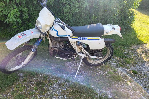 Husqvarna wr 240 säljes på Gotland | Blocket