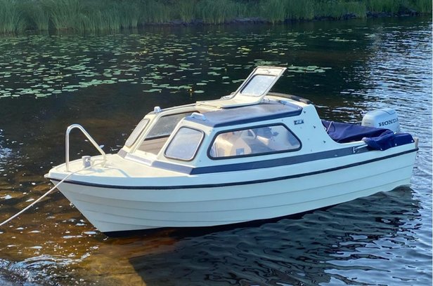 Crescent 418 Honda 25h 4-takt säljes i Arvika - såld eller borttagen