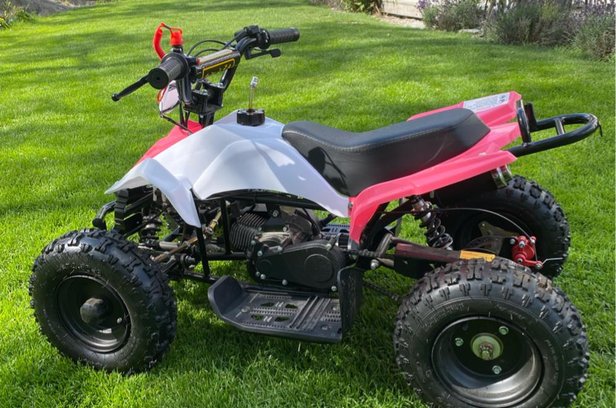 Mini ATV 50cc pink edition säljes i Norrköpi - såld eller borttagen