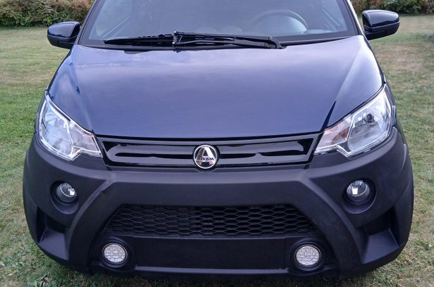 Aixam Crossline Mopedbil blå m svart tak. säljes i Tibro | Blocket