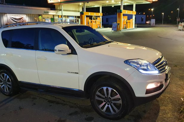 Hyundai Grand Santa fe like! Ssangyong Rexton W säljes i Jönköping | Blocket