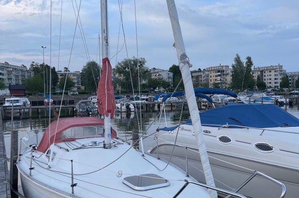 Albin 78 Cirrus, välutrustad till höstpris säljes i Västerås | Blocket