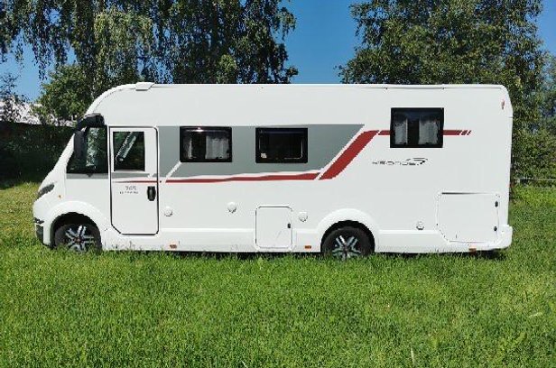 Helintegrerad husbil Fiat Roller team Kronos - såld eller borttagen