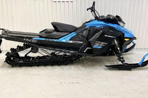Ski-Doo Summit 850 SP 146 säljes i Älvsbyn | Blocket