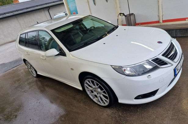 Saab 9-3 XWD 210HK SportCombi 2.0 T BioPower - såld eller borttagen
