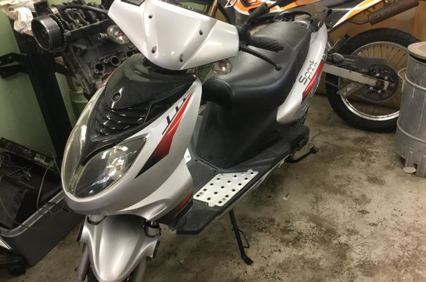 Klass 1 moppe säljes i Simrishamn | Blocket