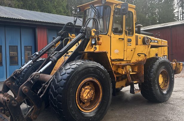 Volvo L90 Hjullastare - Gott skick. säljes i Skövde | Blocket