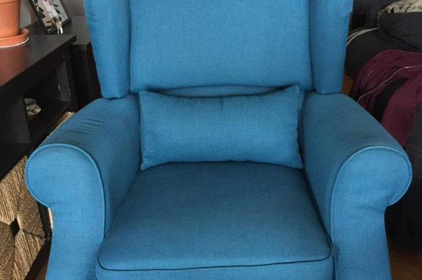 Fin turkos fåtölj till salu säljes i Göteborgs stad | Blocket