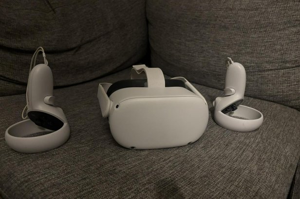 Meta quest 2 Vr headset 128 gb säljes i Ale | Blocket