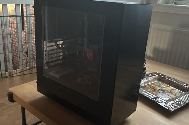 staionär dator (saknar grafikkort) säljes i Haninge | Blocket