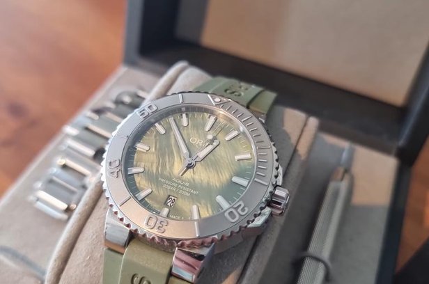 Oris Aquis New york harbor Limited edition säljes i Örebro | Blocket