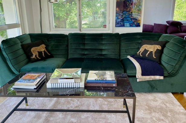 Otroligt fin och lyxig soffa NY I kartong Obs endast 2 sits säljes i ...