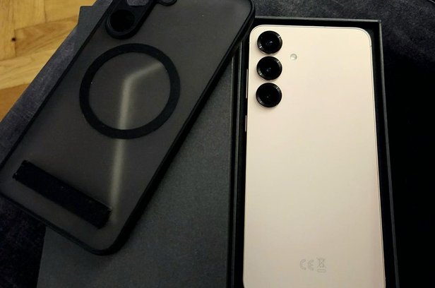 Samsung S25 Plus, Komplett ink Kvitto ! säljes i Örebro | Blocket