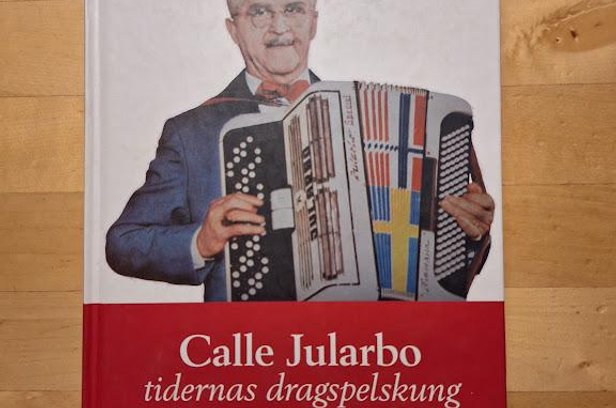 Bok om Jularbo säljes i Västerås | Blocket