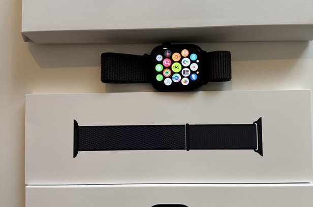 Apple Watch Series 10 46mm GPS - inköpt jan 2025 (kvitto) säljes i ...