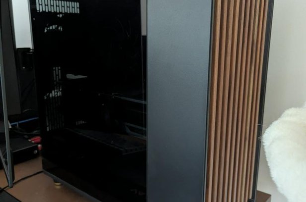 Gaming dator RTX 3080 Ti, AMD 5800x3d, 32Gb RAM säljes i Göteborgs stad ...