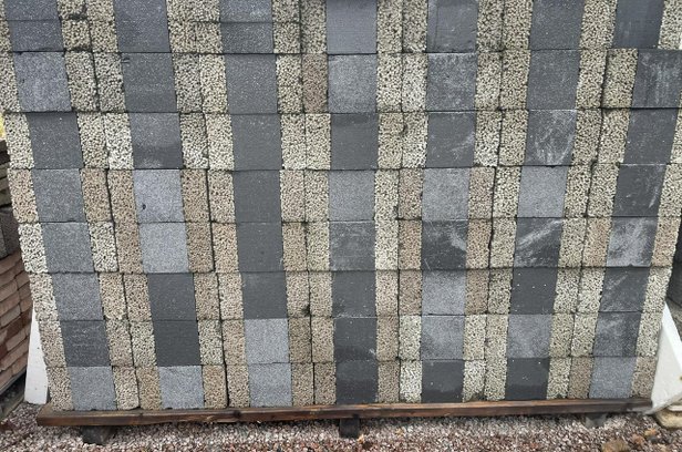 Finja exakt isolerblock säljes i Östhammar | Blocket