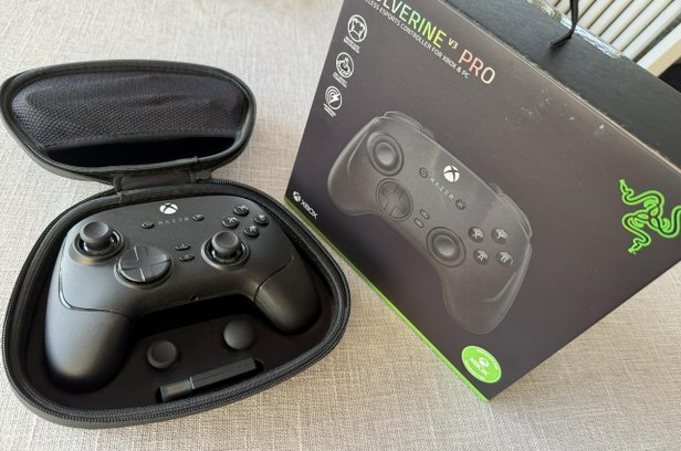 Razer Wolverine V3 Pro (Xbox/PC) säljes i Trollhättan | Blocket