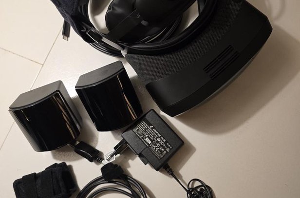 Varjo Aero VR + SteamVr Base 2.0 säljes i Älvsbyn | Blocket